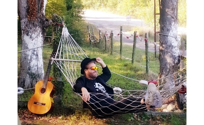 Atilla Atasoy'dan sürpiz single! - MagazinSortie.com