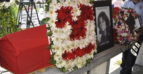 Çolpan İlhan son yolculuğuna uğurlandı - MagazinSortie.com