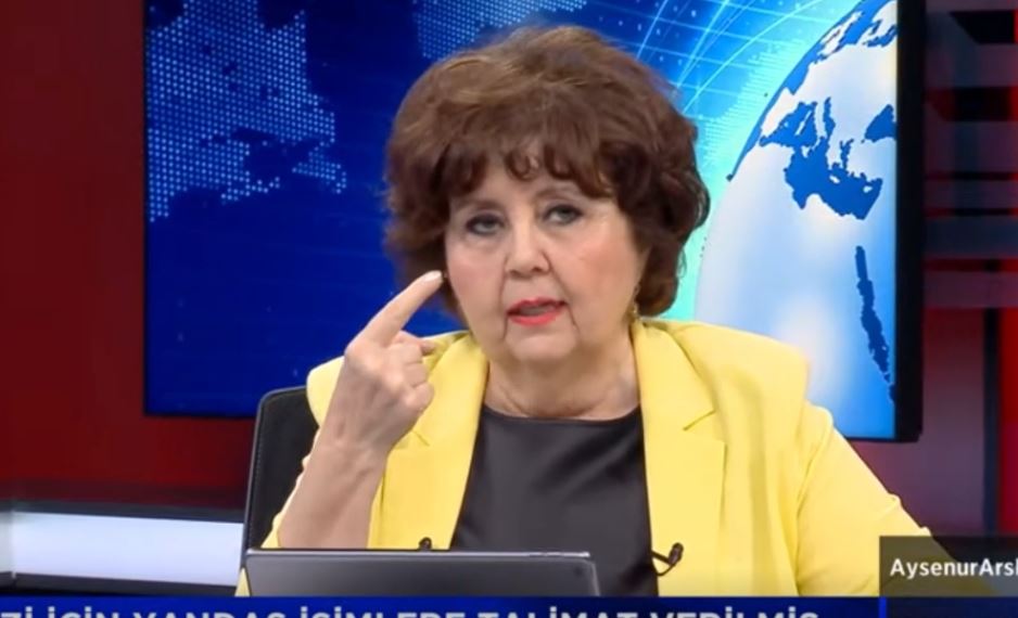 Ayşenur Arslan'ın 'Medya Mahallesi' programı yayından kaldırıldı - MagazinSortie.com
