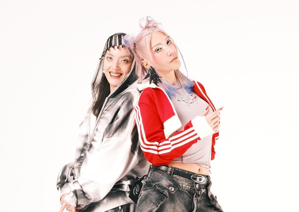 Hande Yener ve Lil Zey’den sürpriz çalışma! 'Sahipsiz' geliyor ...